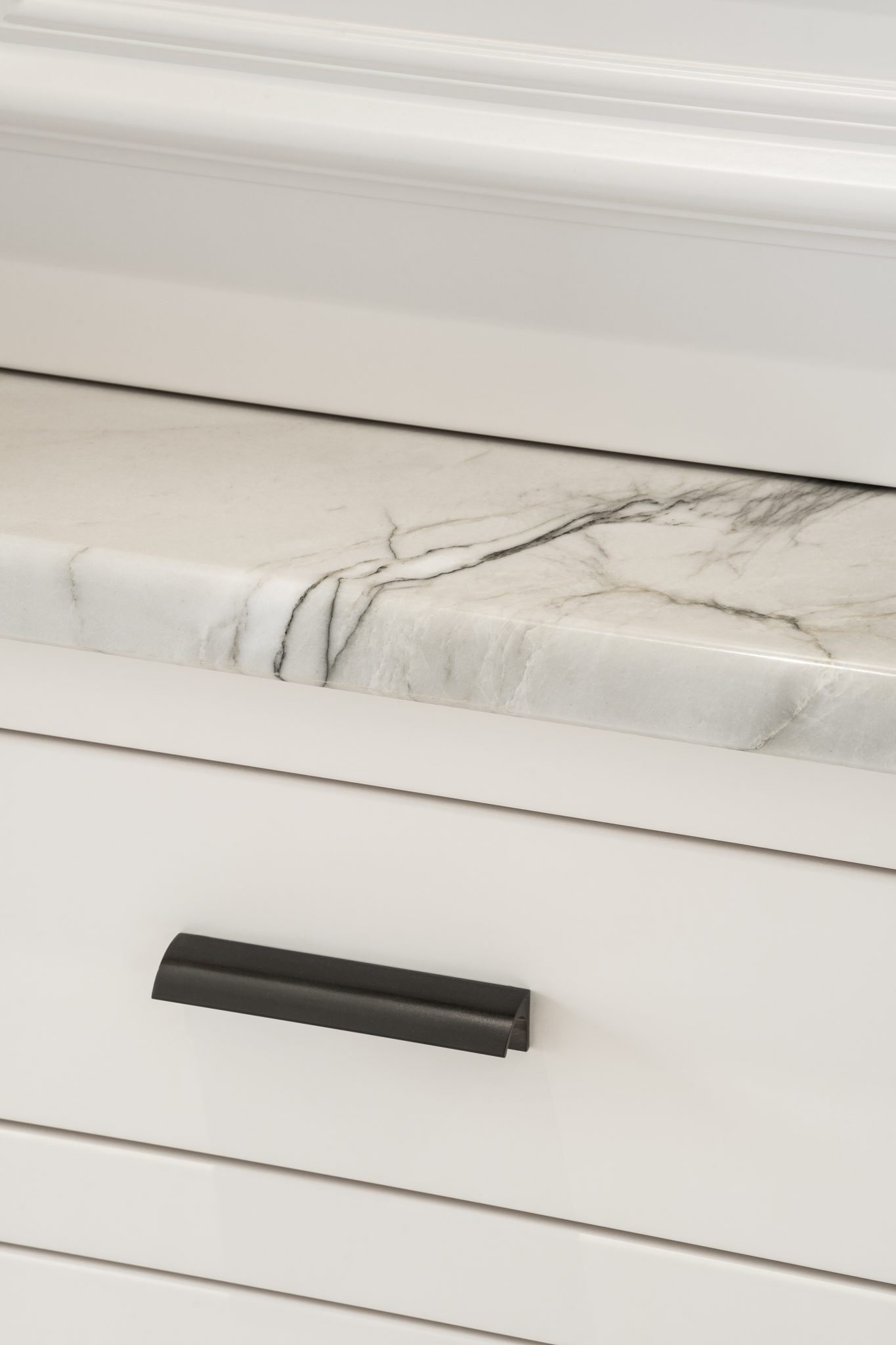 Luxury Kitchen Showroom Milan - Daniel George Kitchens