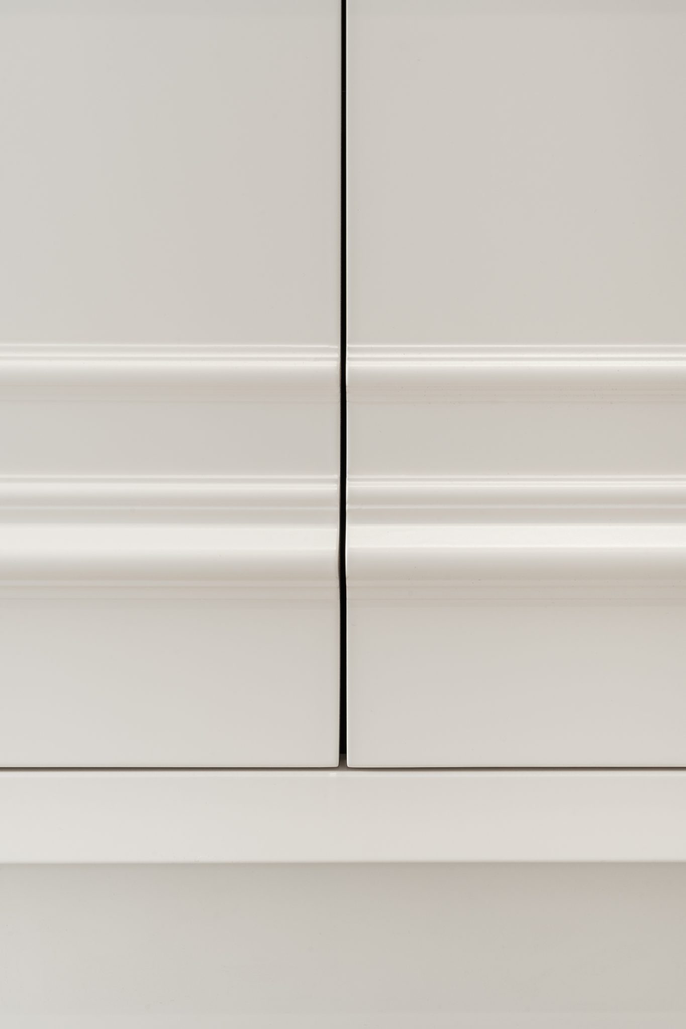 Luxury Kitchen Showroom Milan - Daniel George Kitchens